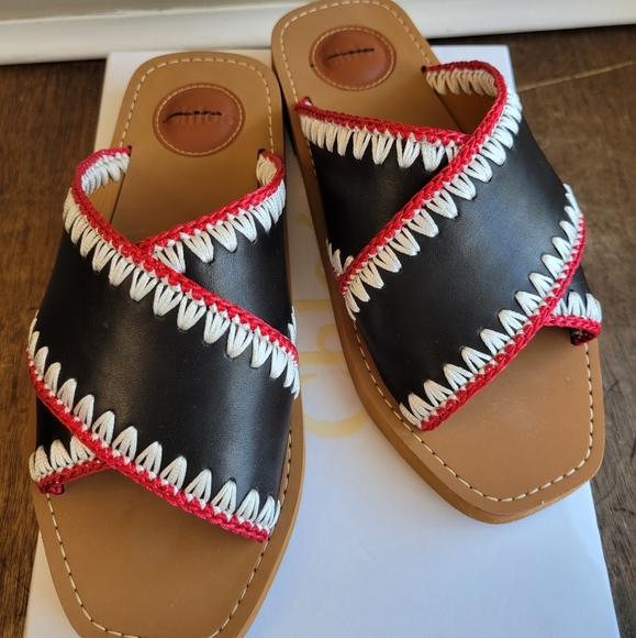 Chloe | Shoes | Chloe Womens Woody Square Toe Crossover Sldue Sandals ...